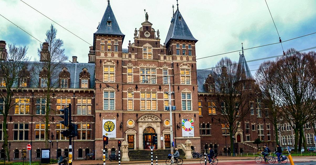 Amsterdam East: multicultural secrets - Secret City Trails